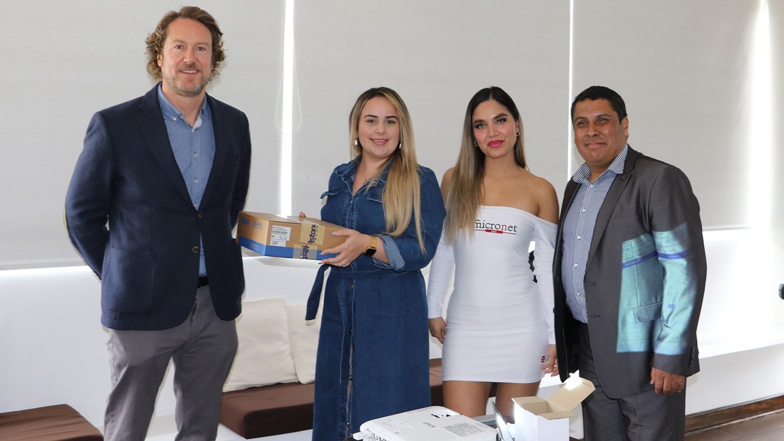 Exitoso desayuno tecnológico de Micronet con sus canales para hablar de ...