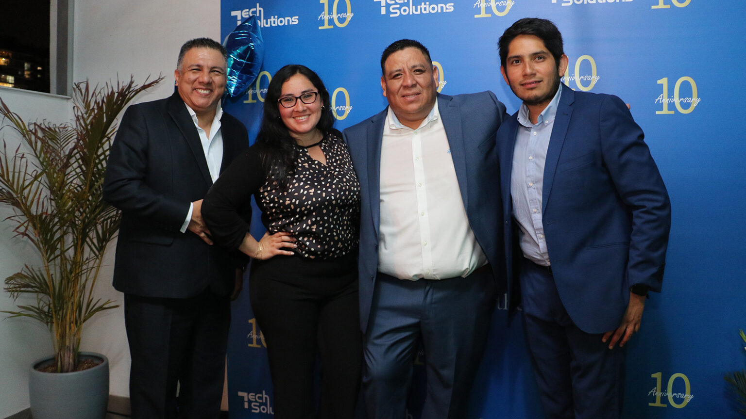 Tech Solutions celebró su décimo aniversario e inaugura moderna oficina ...